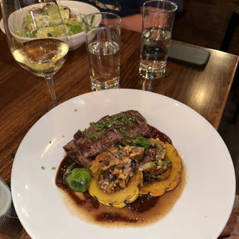 POSTERO - Updated August 2025 - 368 Photos & 334 Reviews - 401 N Main ...