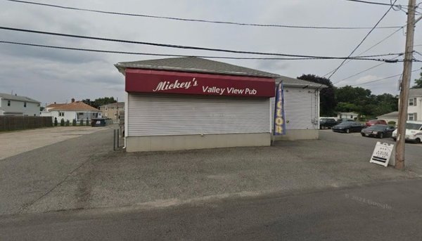 MICKEY’S VALLEY VIEW PUB - Updated December 2025 - 46 Carpenter St ...