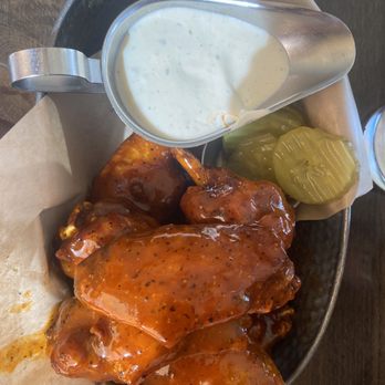 DIVIDED SKY TAVERN - Updated June 2024 - 374 Photos & 276 Reviews ...