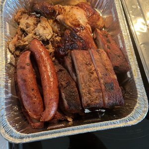 CLARK CREW BBQ - 519 Photos & 469 Reviews - Barbeque - 3510 NW Expy ...
