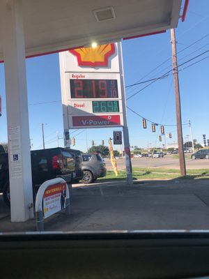 SHELL - Updated April 2025 - 5106 Randolph Blvd, San Antonio, Texas ...