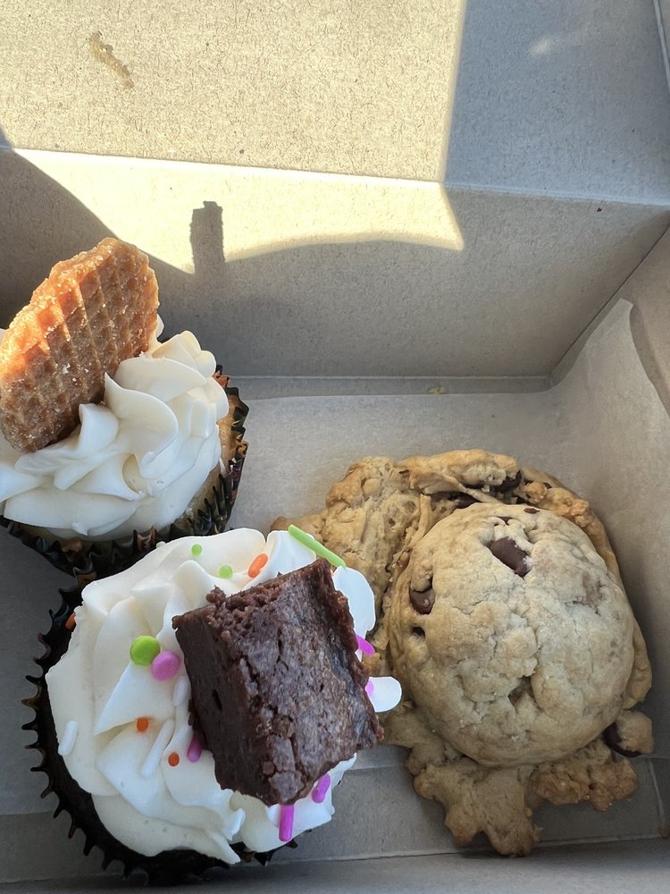 LITTLE FLOUR BAKED GOODS - Updated September 2025 - 30 Photos & 23 ...