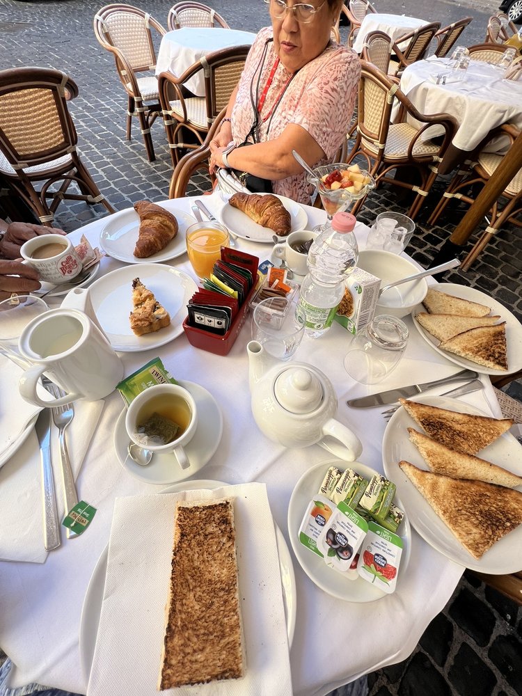 ANTICO RISTORANTE - Piazza Capranica 75, Roma, Italy - Roman ...