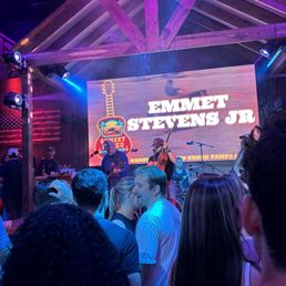 SUNSET RODEO - Updated December 2025 - 13 Photos - 302 S Howard Ave ...