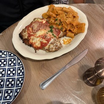 MELO’S ITALIAN TABLE - Updated March 2024 - 384 Photos & 206 Reviews ...