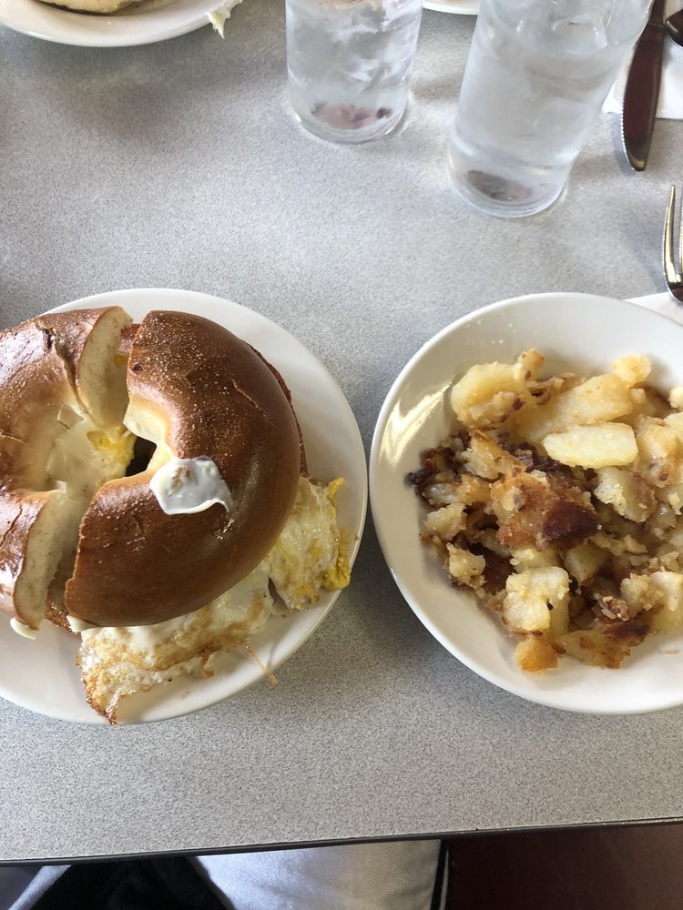 ANGELO’S GLASSBORO DINER - 78 Photos & 183 Reviews - 26 N Main St ...