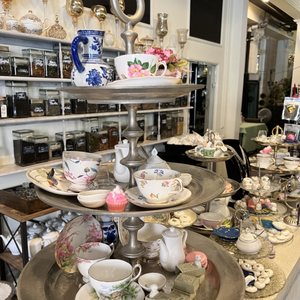 ROSE TREE COTTAGE - 135 Photos & 321 Reviews - 801 S Pasadena Ave ...