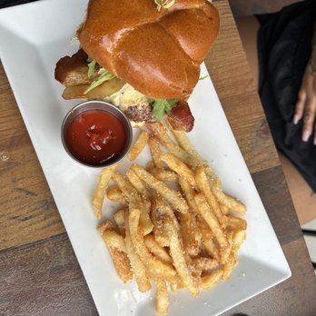 TWIST MARTINI - Updated April 2025 - 418 Photos & 355 Reviews - 4517 ...