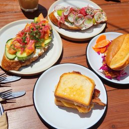 STABLE CAFE - Updated September 2024 - 660 Photos & 668 Reviews - 2128 ...