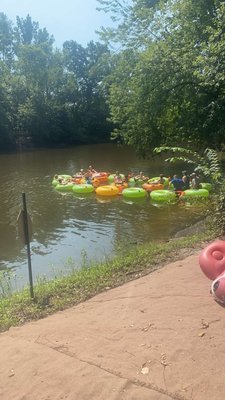 RIVERSIDE RENTALS - Updated December 2025 - 58 Photos & 29 Reviews ...