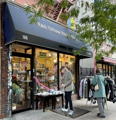 EAST VILLAGE THRIFT SHOP - 37 Photos & 86 Reviews - 186 2nd Ave, New ...