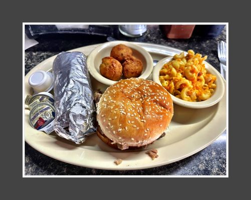THE PIG BAR-B-Q - Updated November 2024 - 44 Photos & 58 Reviews ...