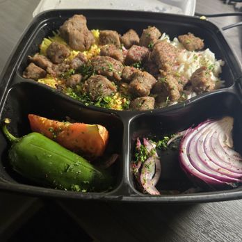 ROZ GRILL - Updated December 2025 - 160 Photos & 88 Reviews - 8200 ...