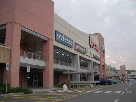 CENTRO COMMERCIALE ACQUARIO - Updated April 2025 - 13 Photos - Via ...