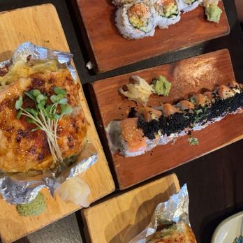 SUSHI HOUSE - Updated May 2025 - 4348 Photos & 3997 Reviews - 2375 ...