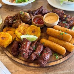 MI TIERRA BAR & KITCHEN - Updated December 2025 - 344 Photos & 183 ...