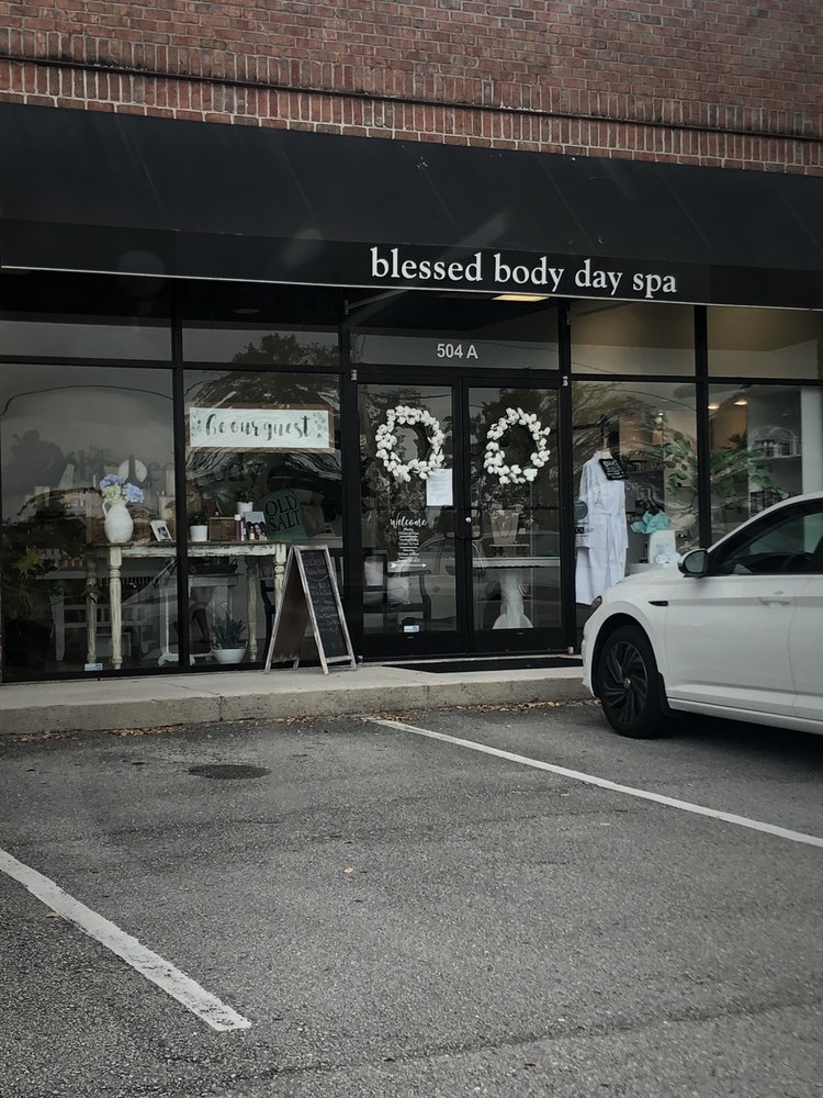 BLESSED BODY DAY SPA - 20 Photos & 14 Reviews - 504 Cedar Point Blvd ...