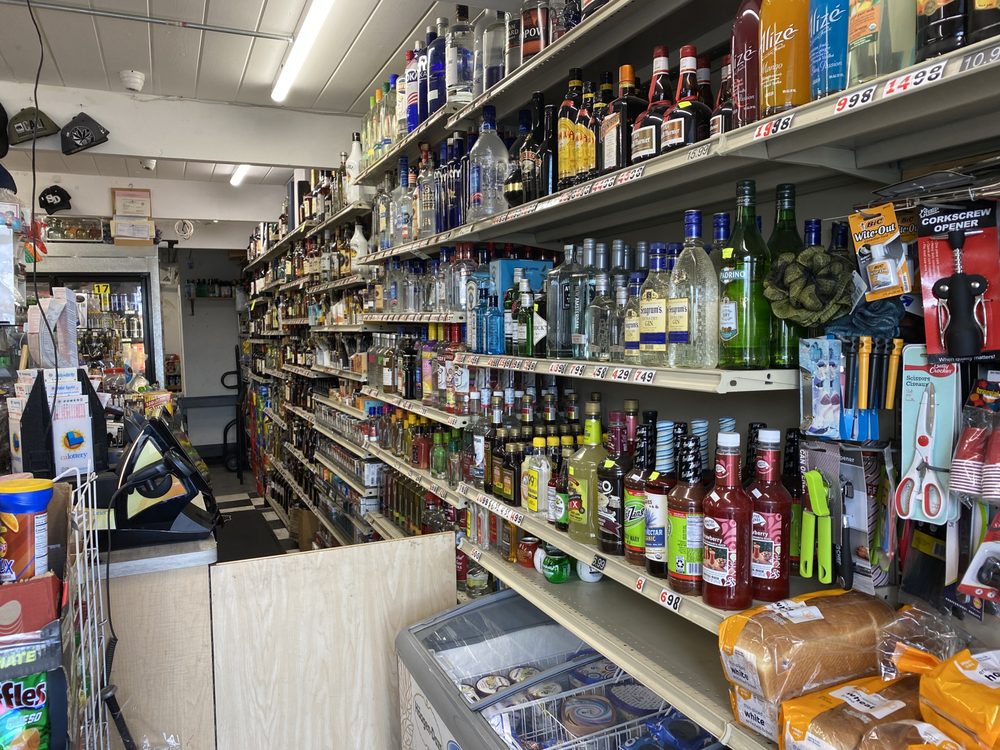 SNR MARKET AND LIQUOR - Updated October 2025 - 16 Photos - 3663 Euclid ...