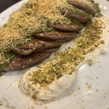 EQUES - Updated December 2025 - 441 Photos & 368 Reviews - 900 Bellevue ...