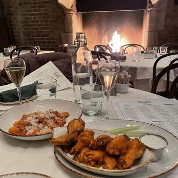 CLYDE’S OF GEORGETOWN - Updated December 2024 - 1511 Photos & 1566 ...