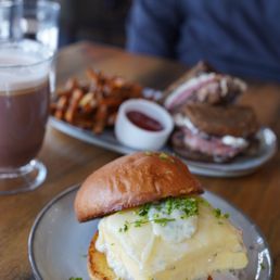 COMMUNAL - Updated December 2025 - 829 Photos & 838 Reviews - 102 N ...