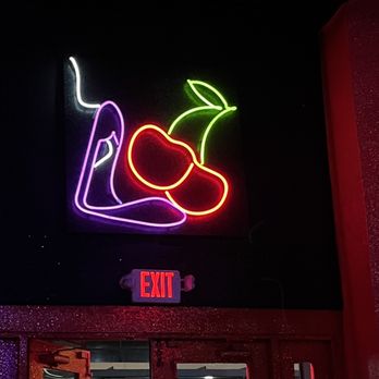 CHERRY - Updated September 2025 - 55 Photos & 40 Reviews - 308 Main St ...