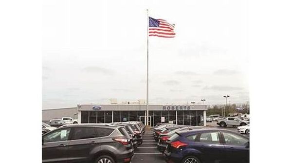 ROBERTS MOTORS - Updated December 2025 - 11 Photos - 4350 N Alby St ...