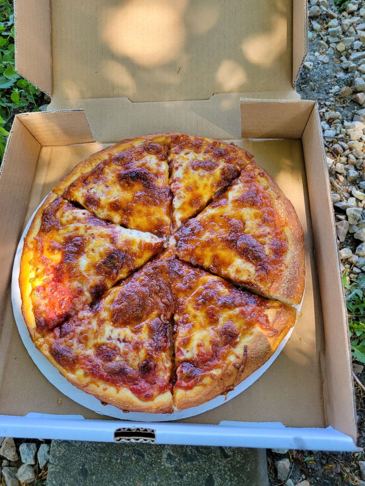 OCCUM PIZZA - 36 Photos & 42 Reviews - 30 Taftville Occum Rd, Norwich ...