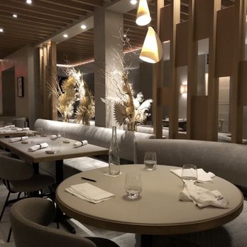 ESSENTIAL BY CHRISTOPHE - Updated October 2024 - 429 Photos & 80 ...