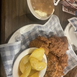CRACKER BARREL OLD COUNTRY STORE - Updated March 2025 - 502 Photos ...