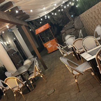 CHAMPAGNE & CHOCOLATE - Updated November 2024 - 155 Photos & 36 Reviews ...