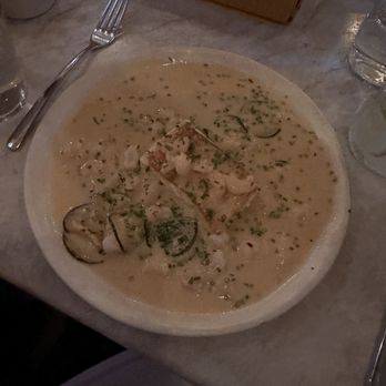 ESTE - Updated February 2025 - 976 Photos & 319 Reviews - 2113 Manor Rd ...