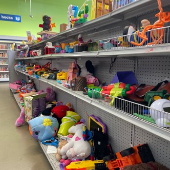 GOODWILL RETAIL STORE OF MIDDLE TENNESSEE - Updated October 2025 - 21 ...