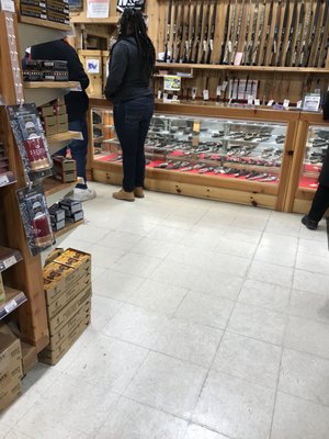 Fin Feather Fur Outfitters - Middleburg Heights - Updated COVID-19 ...