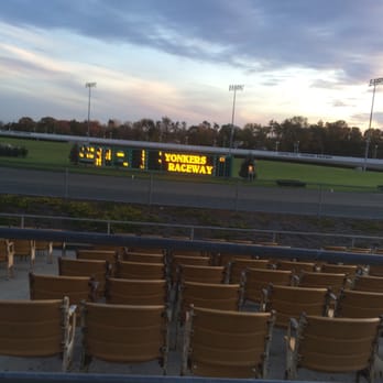 YONKERS RACEWAY - Updated December 2025 - 28 Photos & 23 Reviews - 810 ...