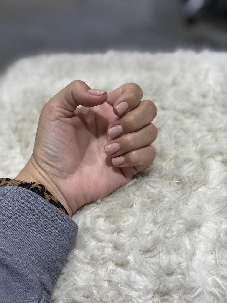 HOLLY’S NAIL BAR & SPA - 101 Photos & 182 Reviews - 4002 Broadway St ...