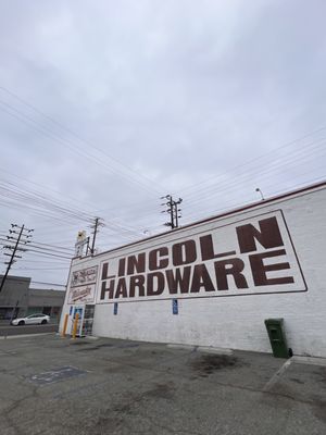 LINCOLN HARDWARE - Updated October 2025 - 11 Photos & 208 Reviews ...