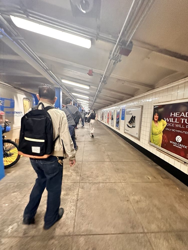 33RD STREET PATH STATION - Updated May 2025 - 13 Photos - 898 6th Ave ...