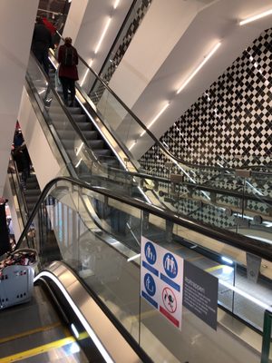 PRIMARK - 33 Photos & 17 Reviews - Damrak 77, Amsterdam, Noord-Holland ...