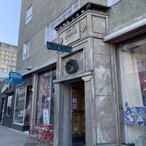 TITLE WAVE BOOKS - Updated October 2025 - 67 Photos & 115 Reviews ...