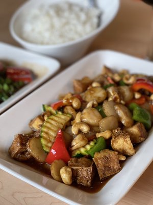 KUNI’S THAI CUISINE - 214 Photos & 200 Reviews - 101 E Hastings Rd ...