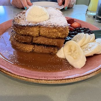 CAFE KACAO - Updated August 2024 - 2924 Photos & 2090 Reviews - 3325 N ...