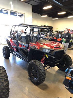 MOTO UNITED - Updated December 2025 - 17 Photos & 25 Reviews - 4646 S ...