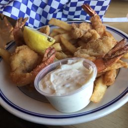 THE SHRIMP BOX & OUTSIDE THE BOX PATIO BAR - Updated March 2025 - 752 ...