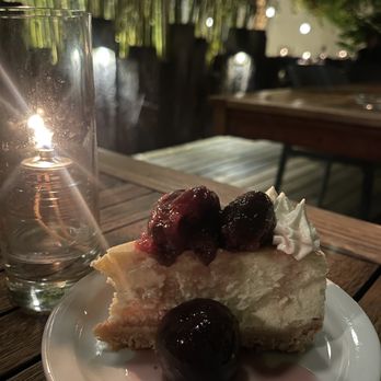 RONTOMS - Updated January 2025 - 245 Photos & 512 Reviews - 600 E ...