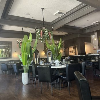 RUBYS & ROSES RESTAURANT - Updated October 2025 - 1536 Photos & 599 ...