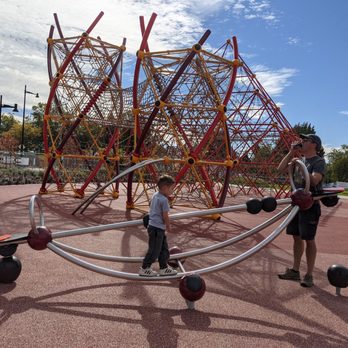 SUNSET NEIGHBORHOOD PARK - Updated October 2025 - 38 Photos & 10 ...