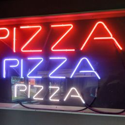 SHIELD’S RESTAURANT BAR PIZZERIA - Updated July 2025 - 146 Photos & 177 ...