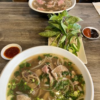 PHO 101 - Updated February 2025 - 1670 Photos & 1042 Reviews - 8031 ...