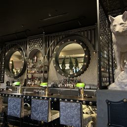 WOLF BY VANDERPUMP AT CAESARS REPUBLIC LAKE TAHOE - Updated December ...